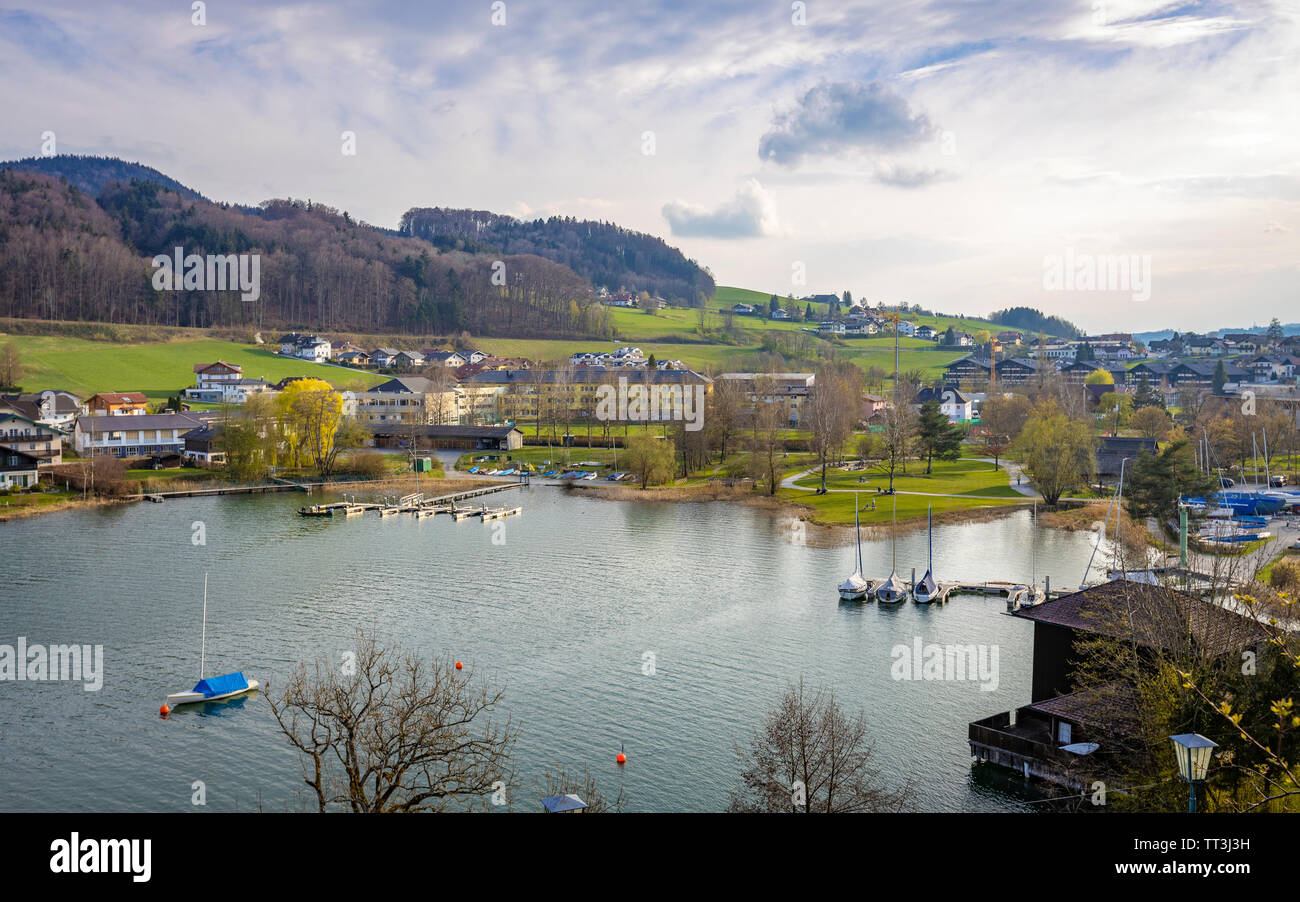 Naherholungsgebiet Mattsee, local recreation area Stock Photo - Alamy