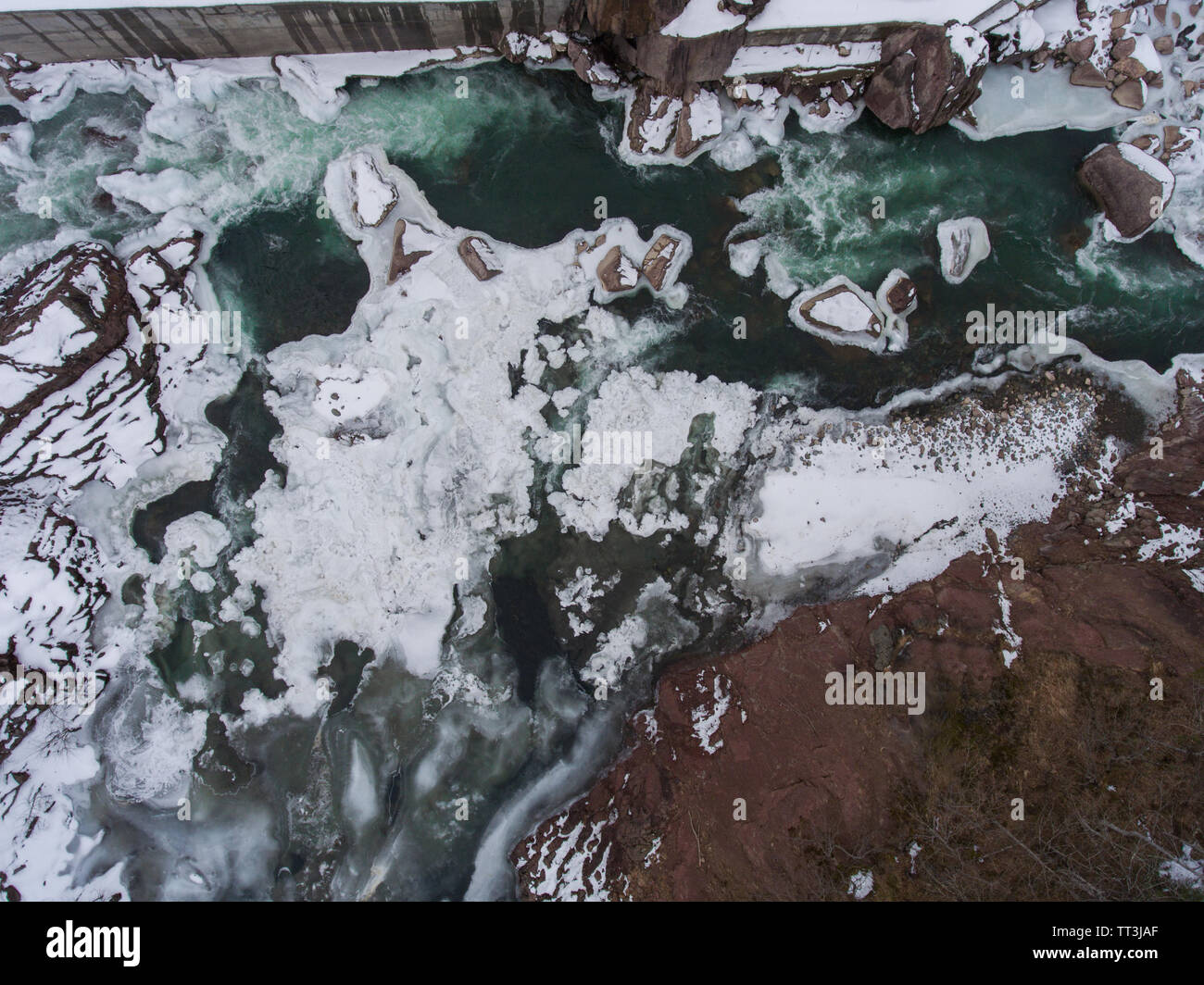 Azure river hi-res stock photography and images - Alamy