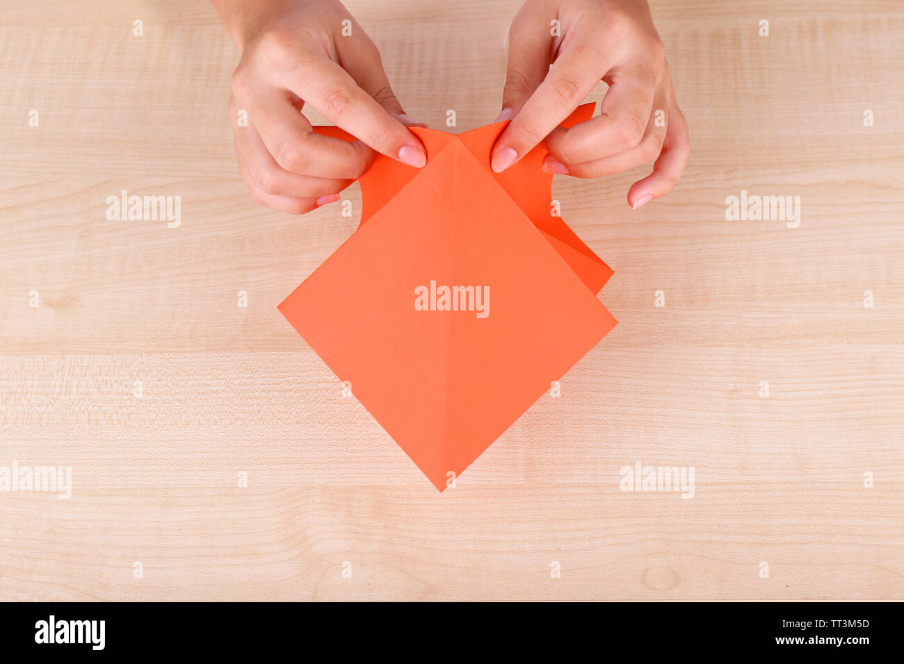 Origami crane paint hi-res stock photography and images - Alamy