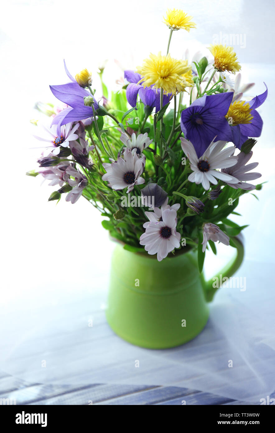 Beautiful flowers in home interior decoration Stock Photo - Alamy