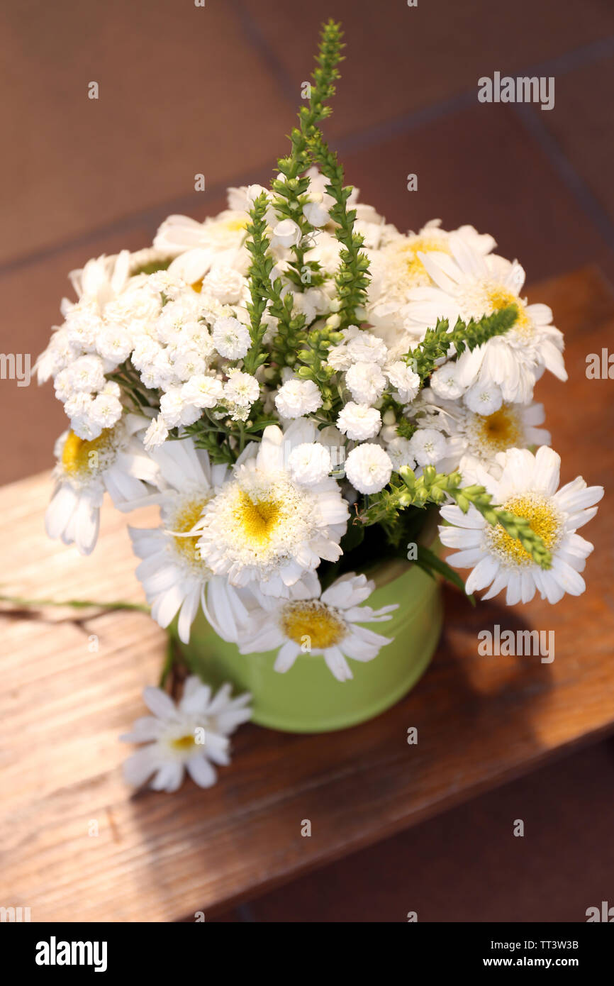 Beautiful flowers in home interior decoration Stock Photo - Alamy