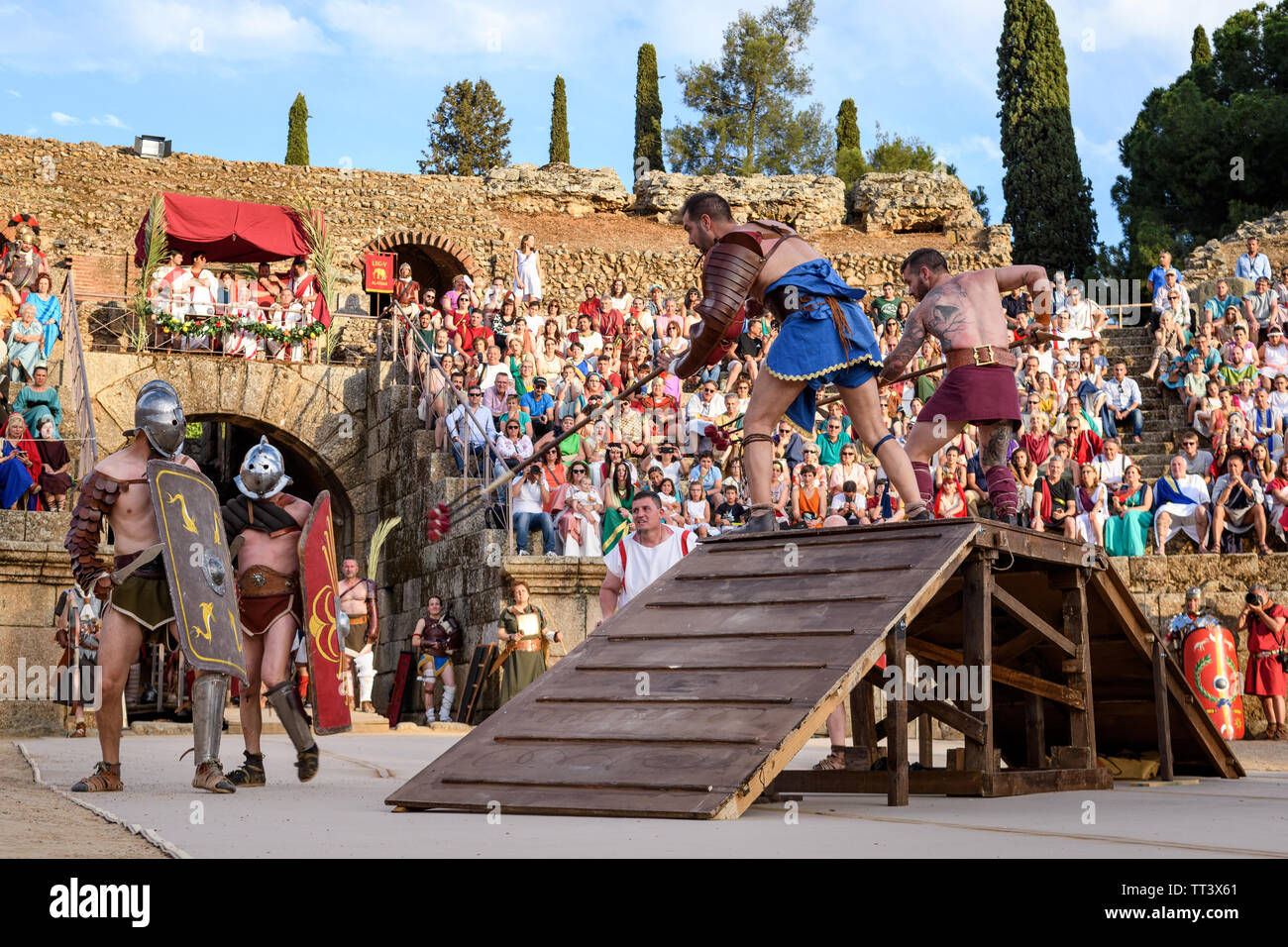Gladiators fighting merida hi-res stock photography and images - Alamy
