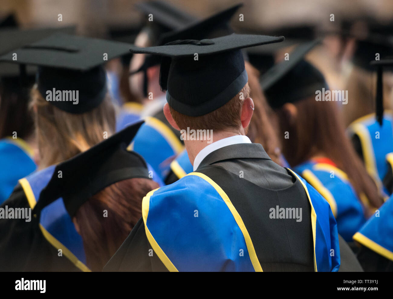 Boy graduation university hi-res stock photography and images - Alamy