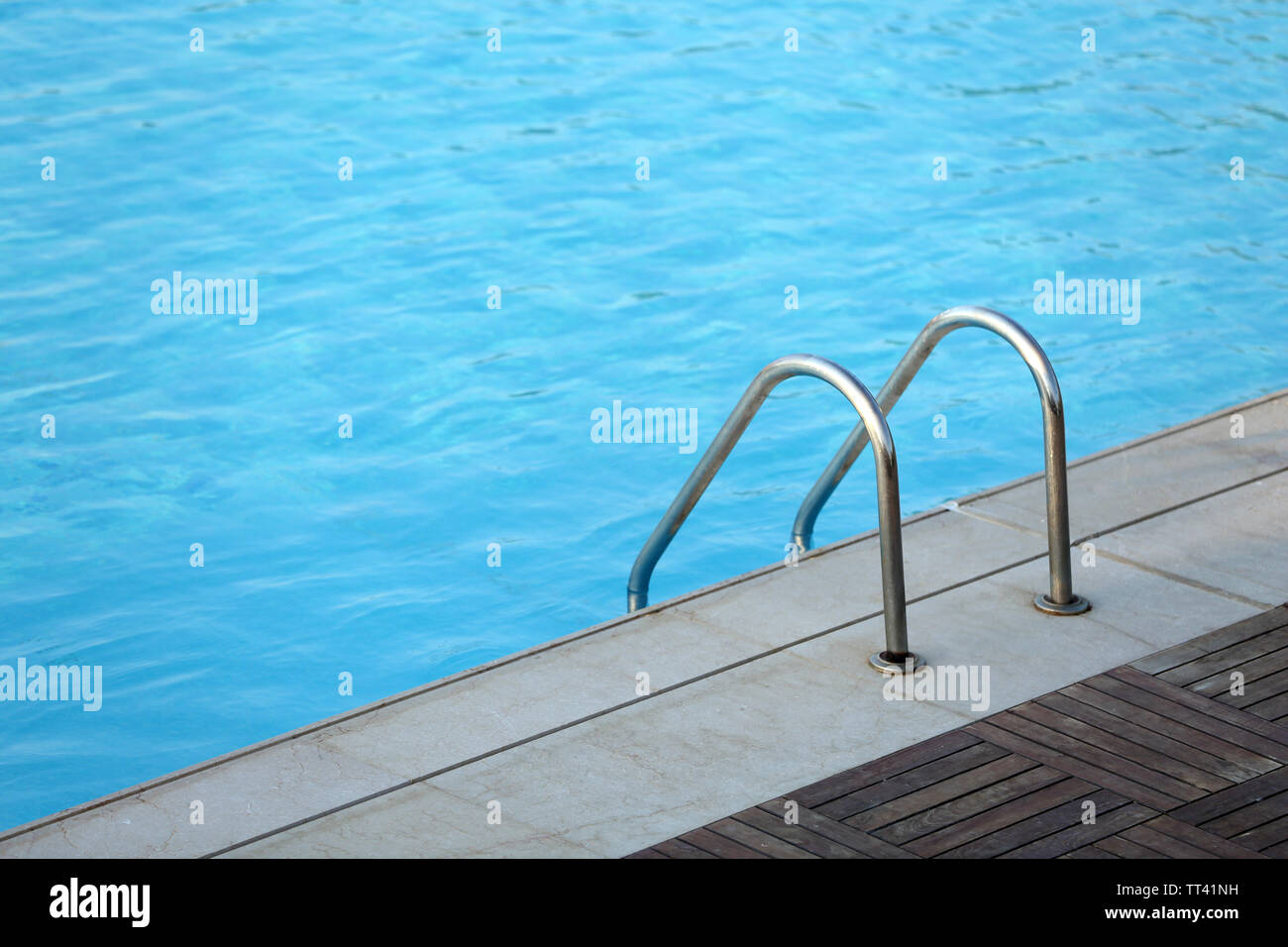 Hotel swimming pool Stock Photo - Alamy