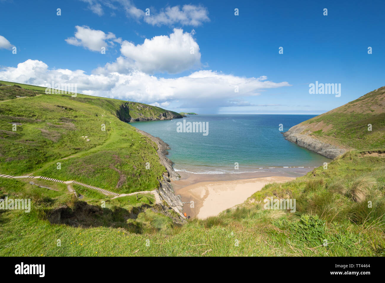 Coastal beach scenery hi-res stock photography and images - Alamy
