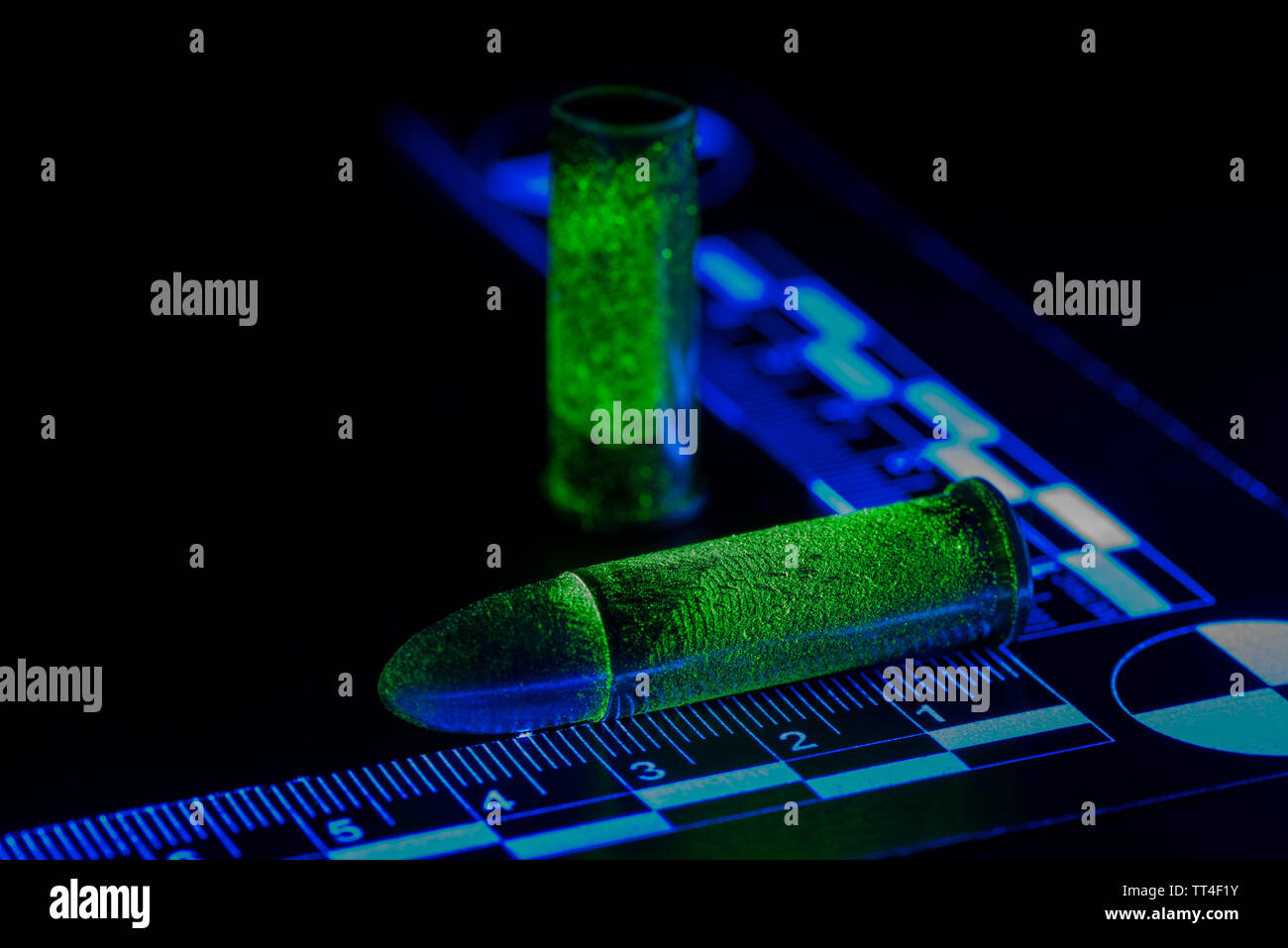 Fingerprint powder hi-res stock photography and images - Alamy