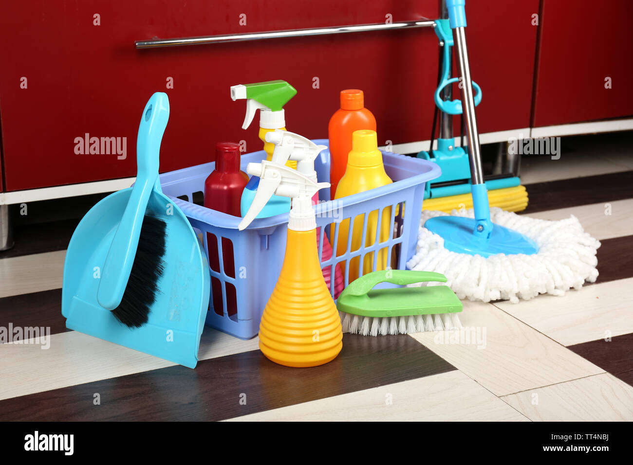 Kitchen scrubbing tools hi-res stock photography and images - Alamy