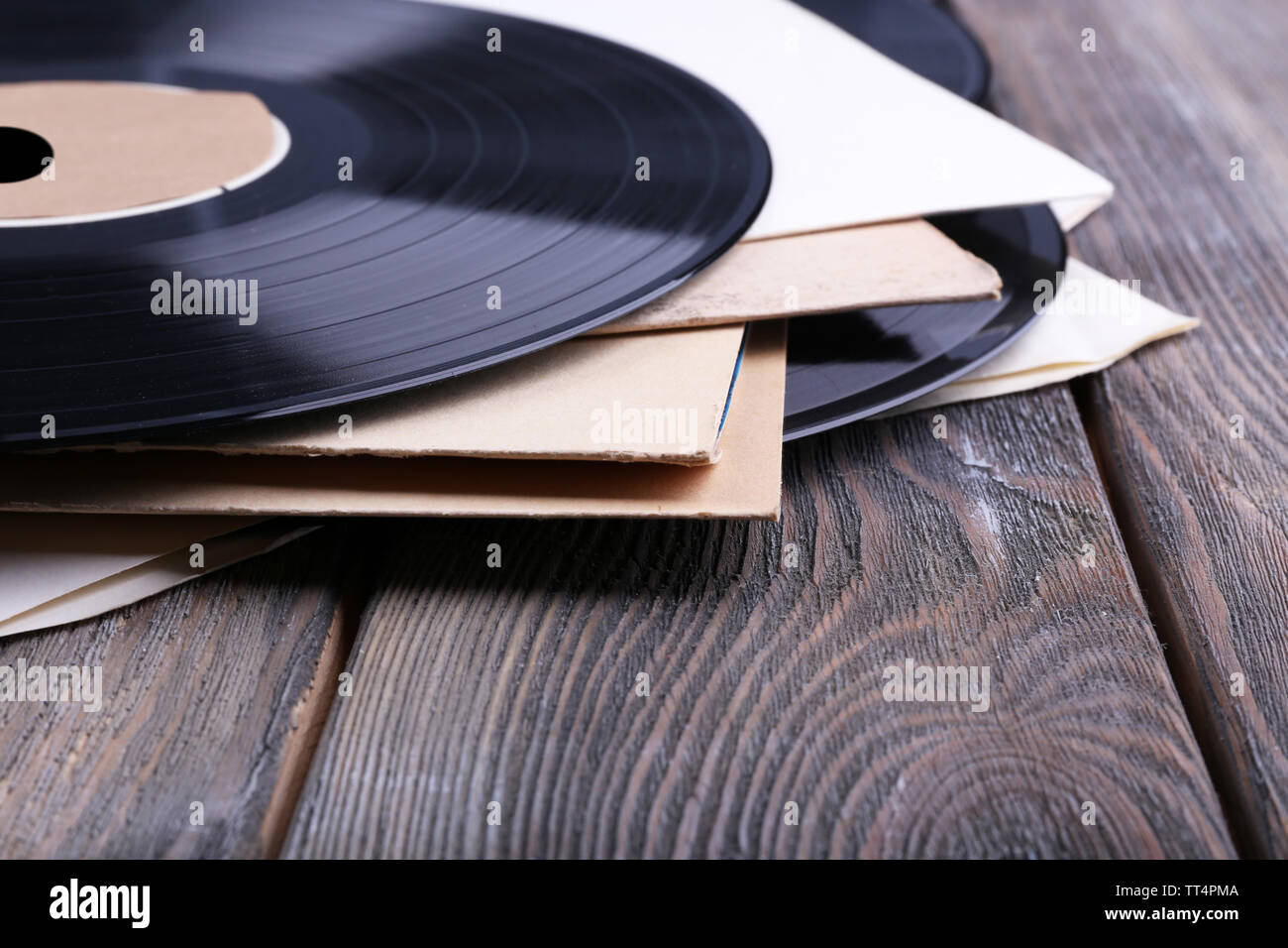 Colour vinyl records background hi-res stock photography and images - Alamy