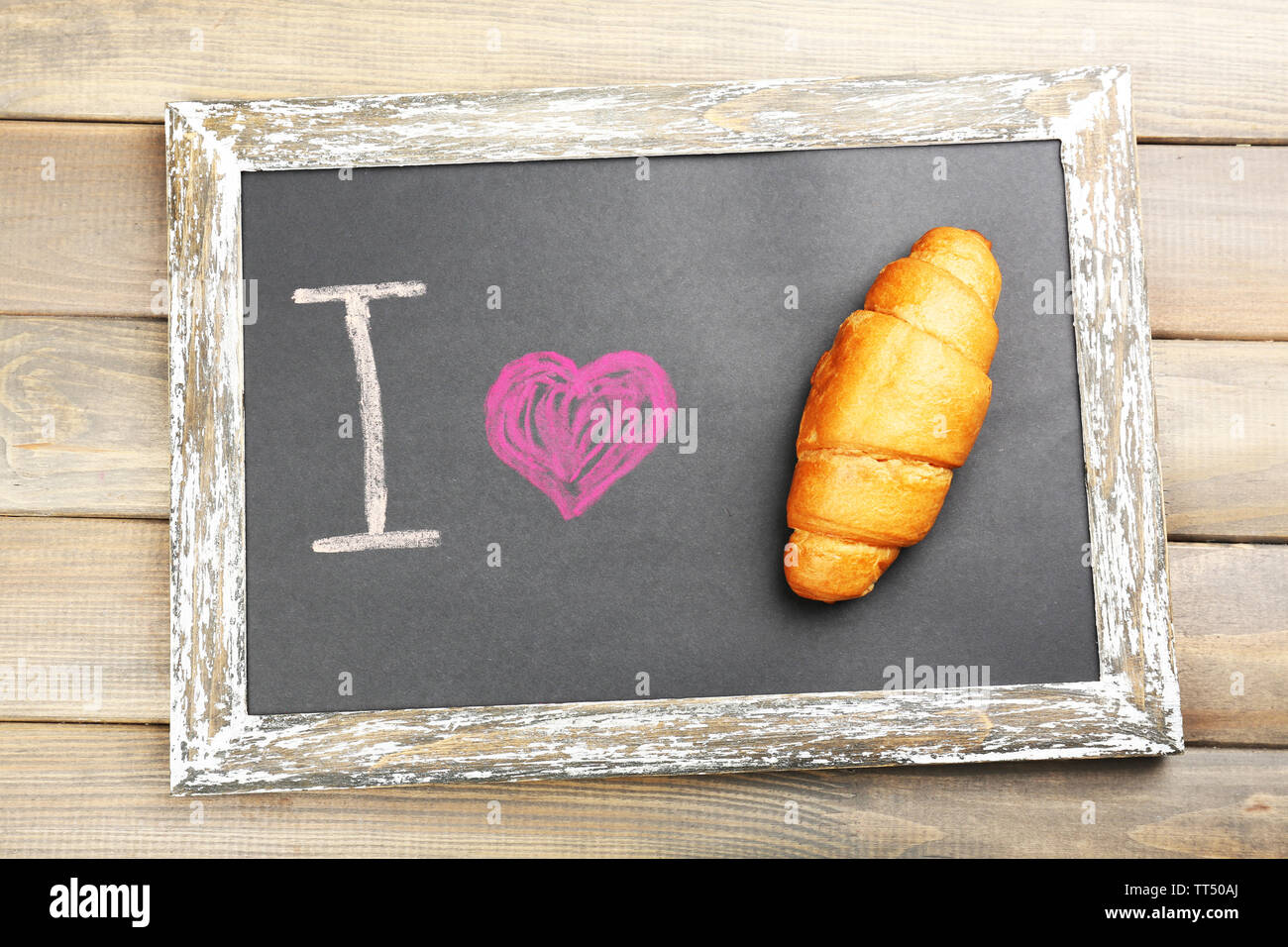 I love croissant written on chalkboard, close-up Stock Photo - Alamy
