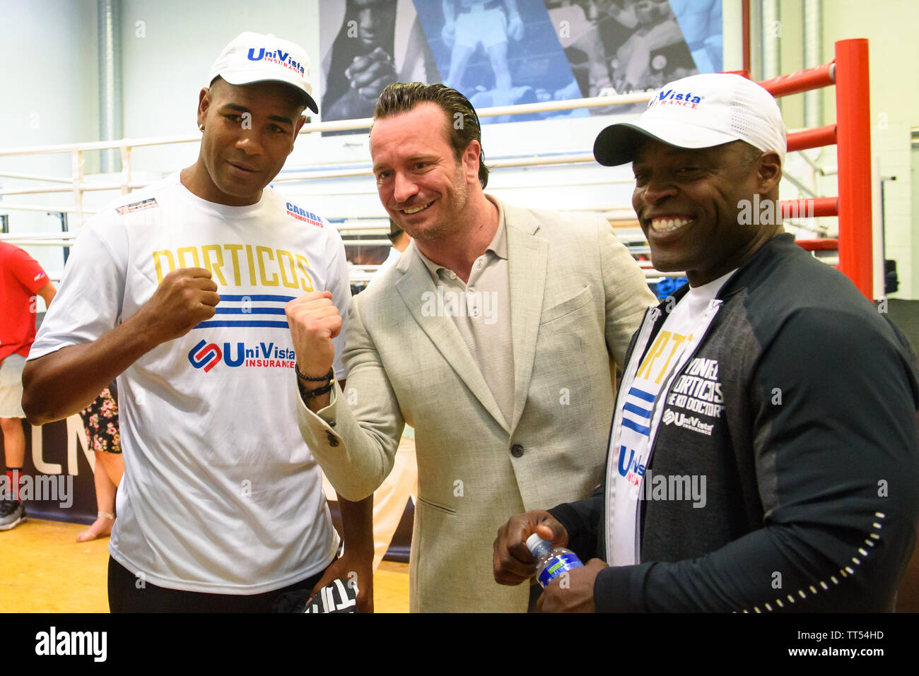 World super series hi-res stock photography and images - Alamy