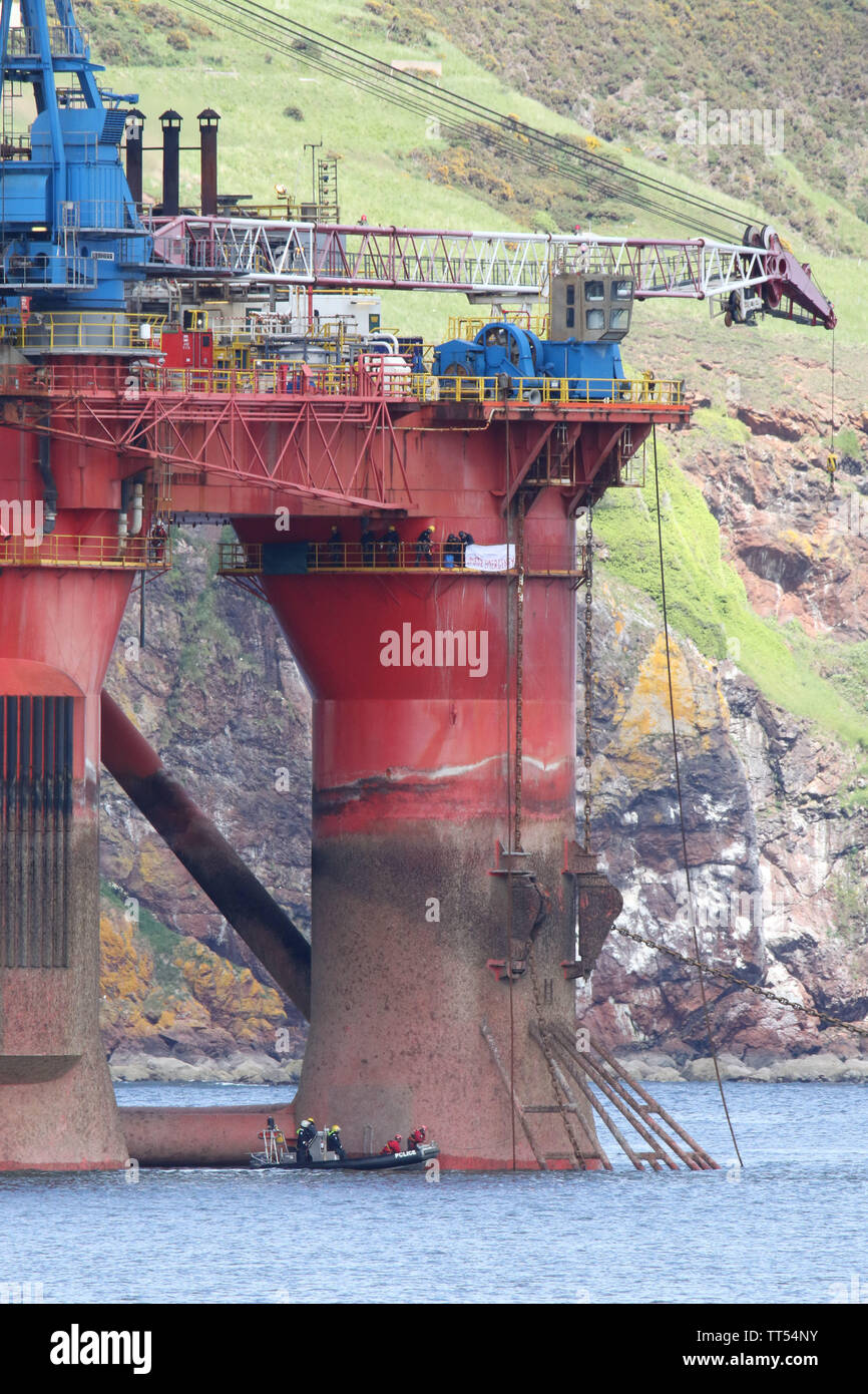 Transocean rig hi-res stock photography and images - Alamy