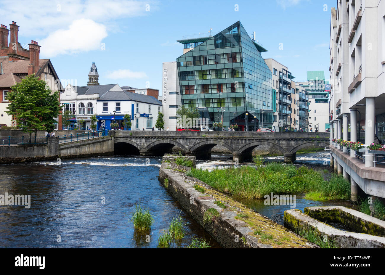 Yeats Memorial building on the left and the Glasshouse Hotel on the ...