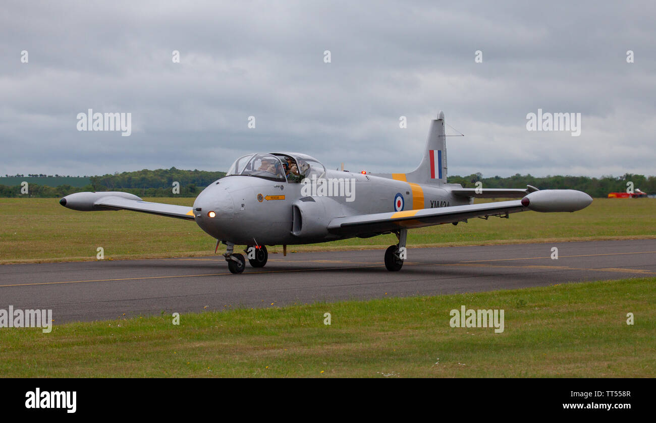 British Aircraft Corporation Jet Provost T3 XM424 taxiing at Duxford ...