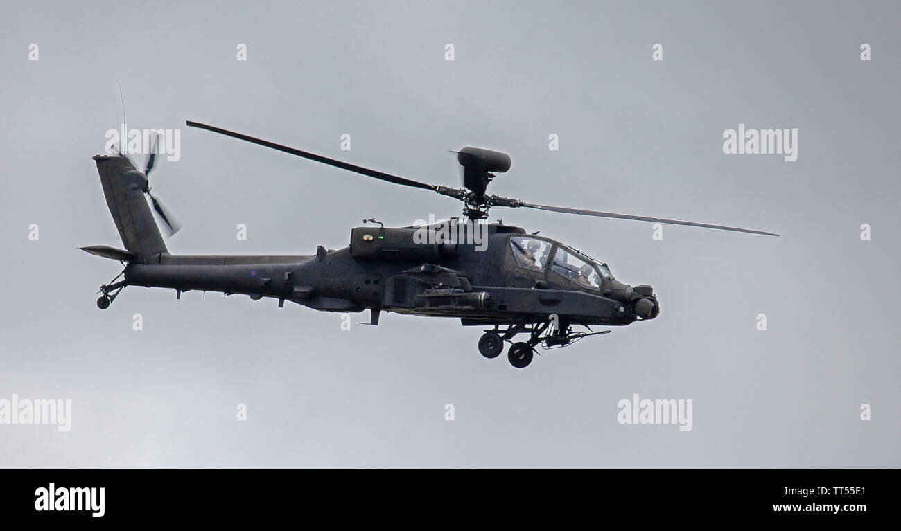 AgustaWestland Apache AH Mk1 in flight at Duxford Aerodrome ...