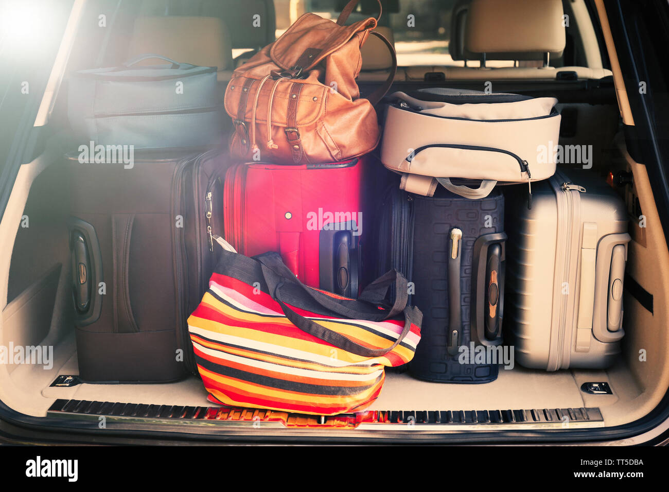 Overload Bags Stock Photos & Overload Bags Stock Images - Alamy