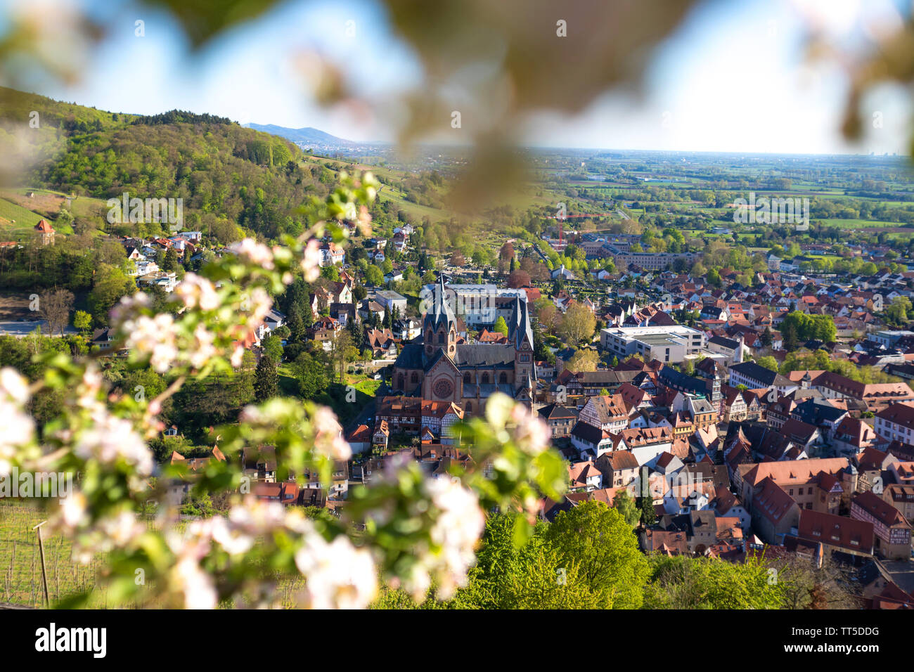 Bergstrasse sun hi-res stock photography and images - Alamy