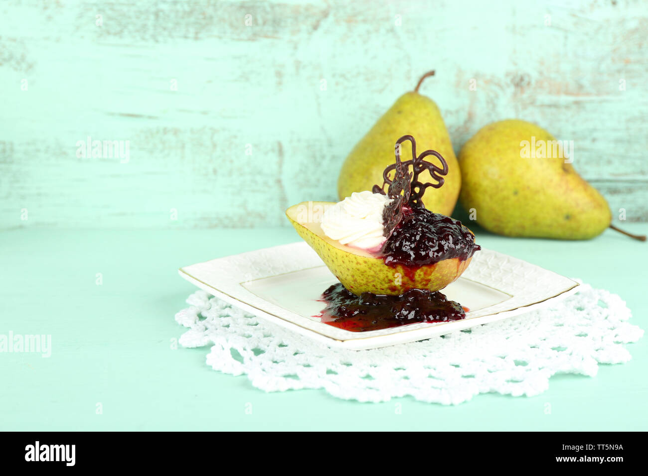 Pear cream hi-res stock photography and images - Alamy