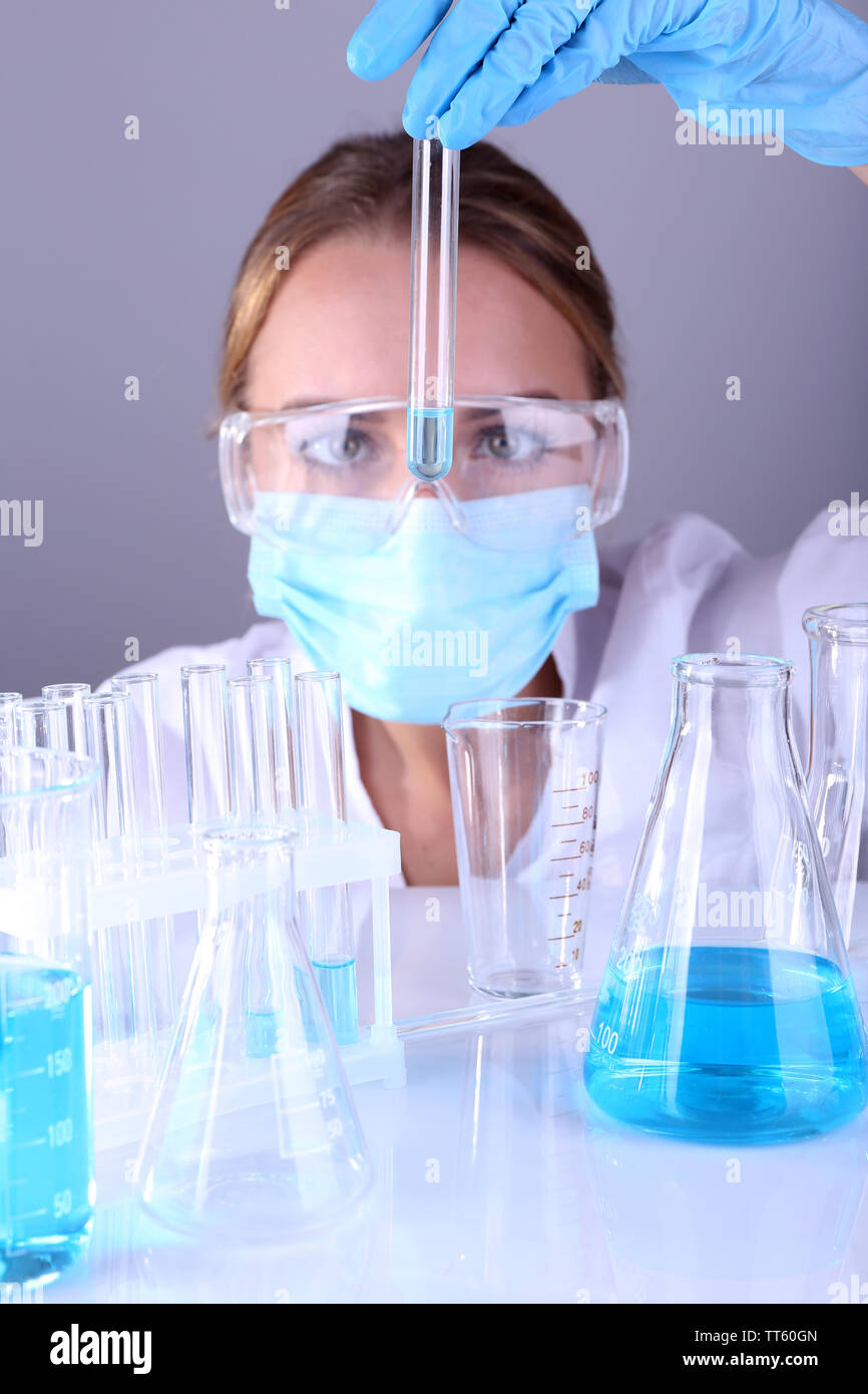 Laboratory assistant making medical test in laboratory Stock Photo - Alamy