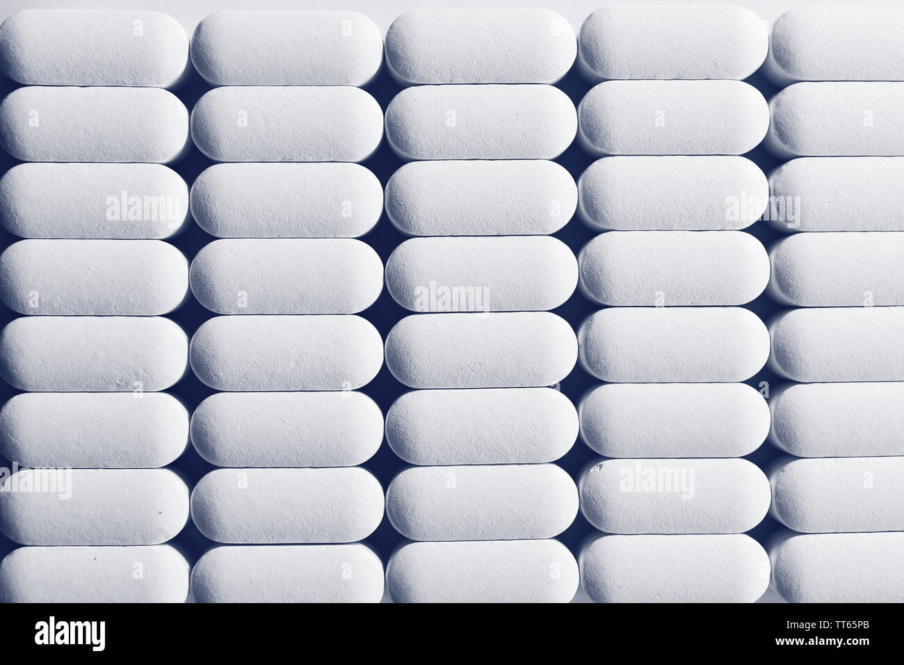 Pile of pills, close-up Stock Photo - Alamy