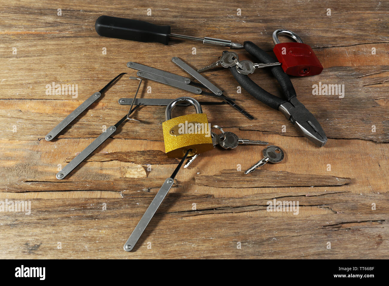 Pick locks hi-res stock photography and images - Alamy