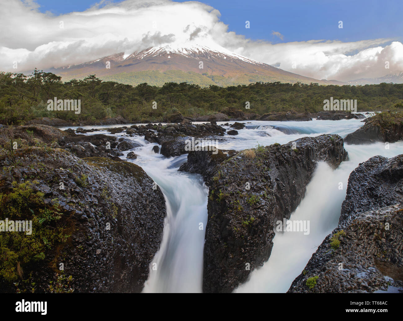 Petrohue falls hi-res stock photography and images - Alamy