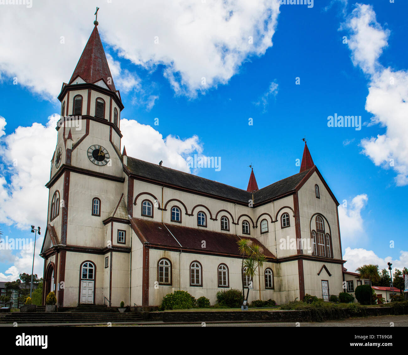Roman Catholic Sacred Heart of Jesus Church towers above Puerto Varas ...