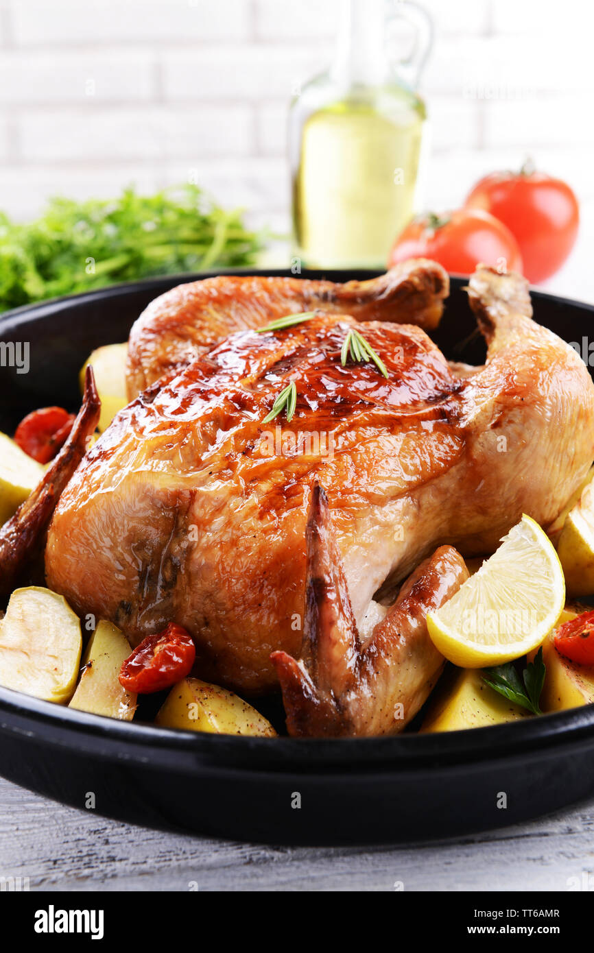 Chicken brick oven hi-res stock photography and images - Alamy