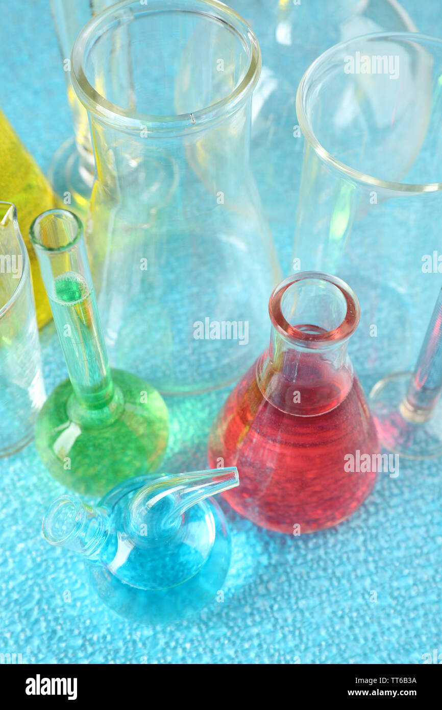 Laboratory beaker filled green color hi-res stock photography and ...