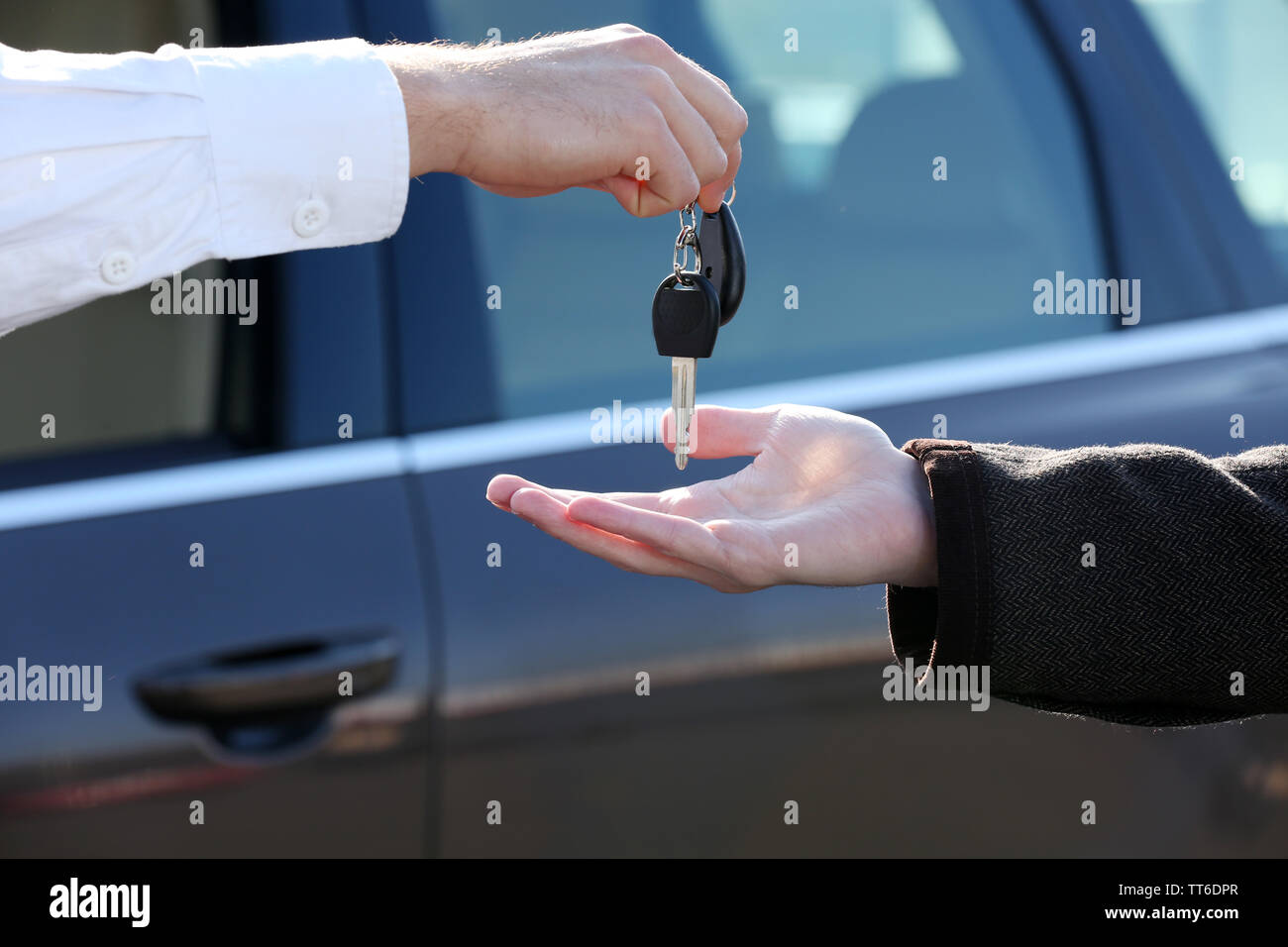 Buying auto client getting hi-res stock photography and images - Alamy