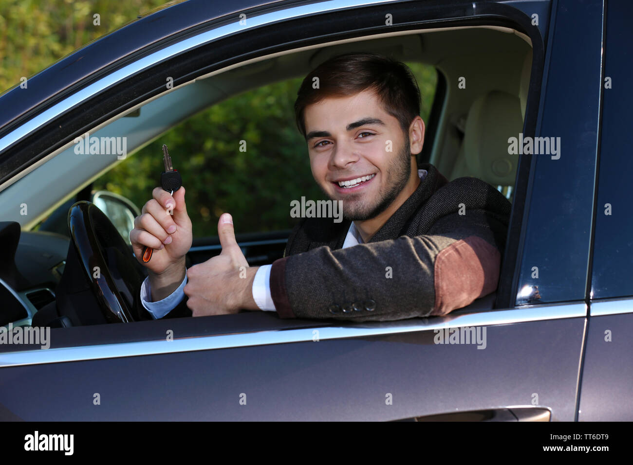 Key locked in car hi-res stock photography and images - Alamy