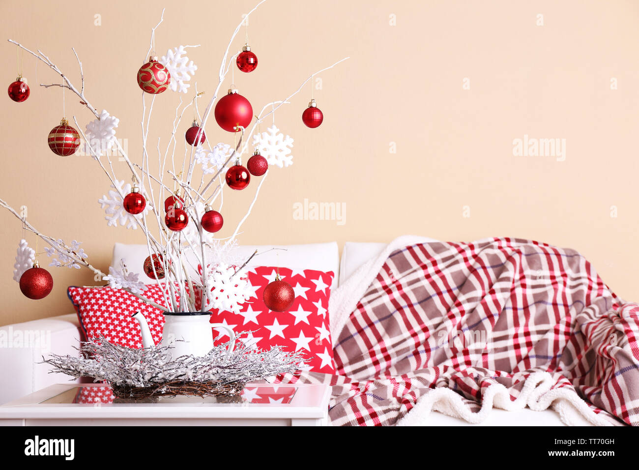 Cozy Christmas home interior Stock Photo - Alamy