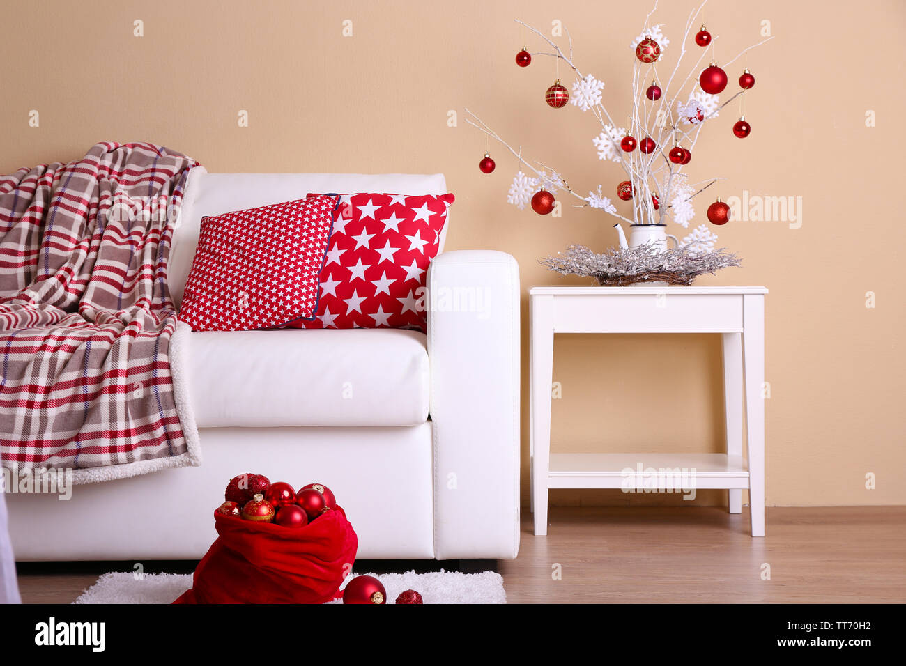 Cozy Christmas home interior Stock Photo - Alamy