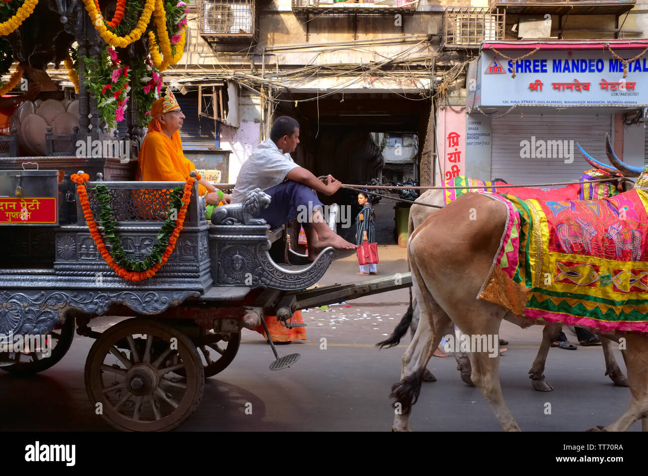 Jain priest hi-res stock photography and images - Alamy
