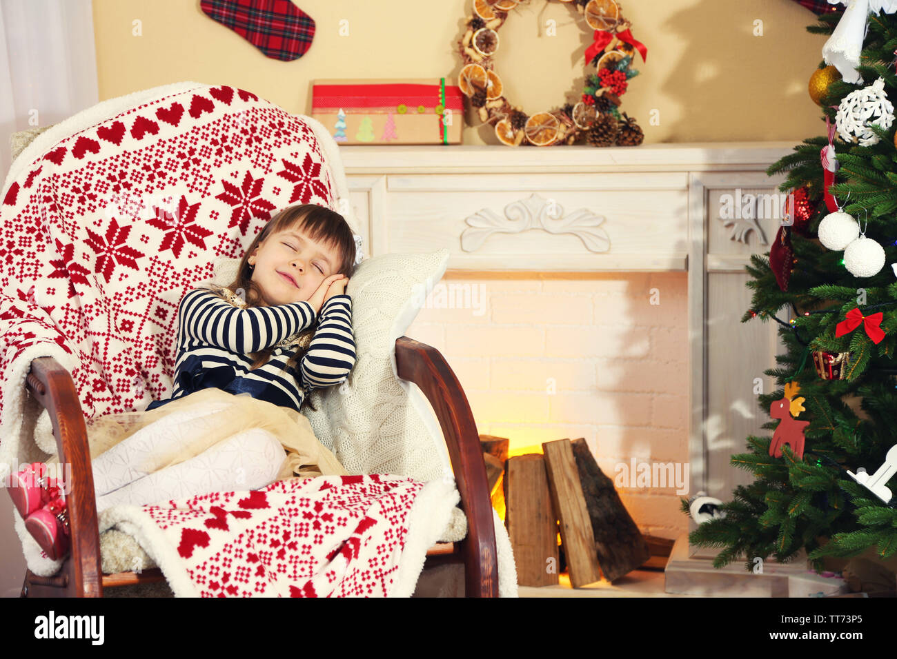 Girl sitting in rocking chair hi-res stock photography and images - Alamy