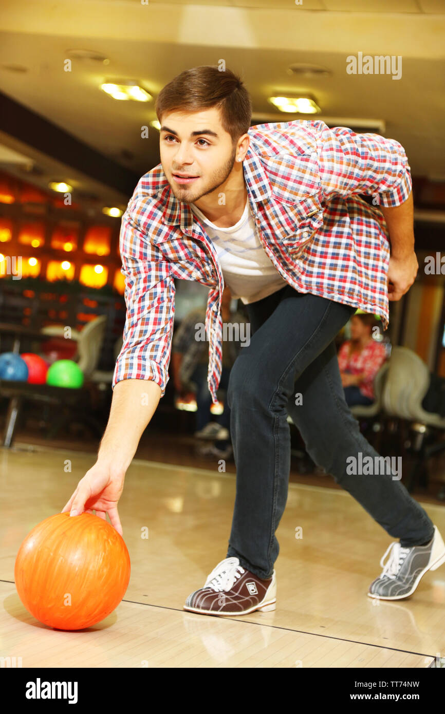 Man holding bowling ball in hi-res stock photography and images - Alamy