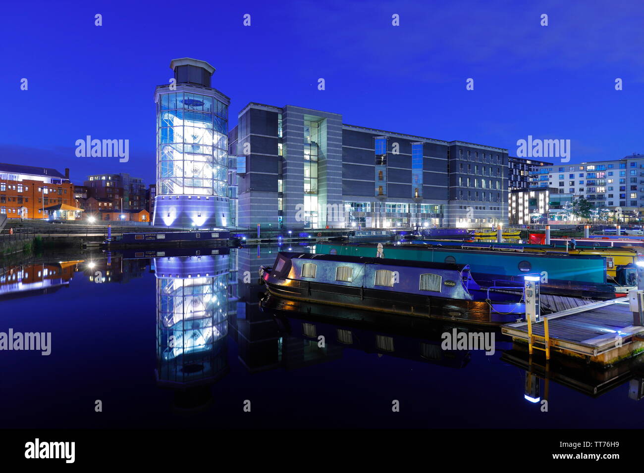 Leeds Dock at night Stock Photo - Alamy