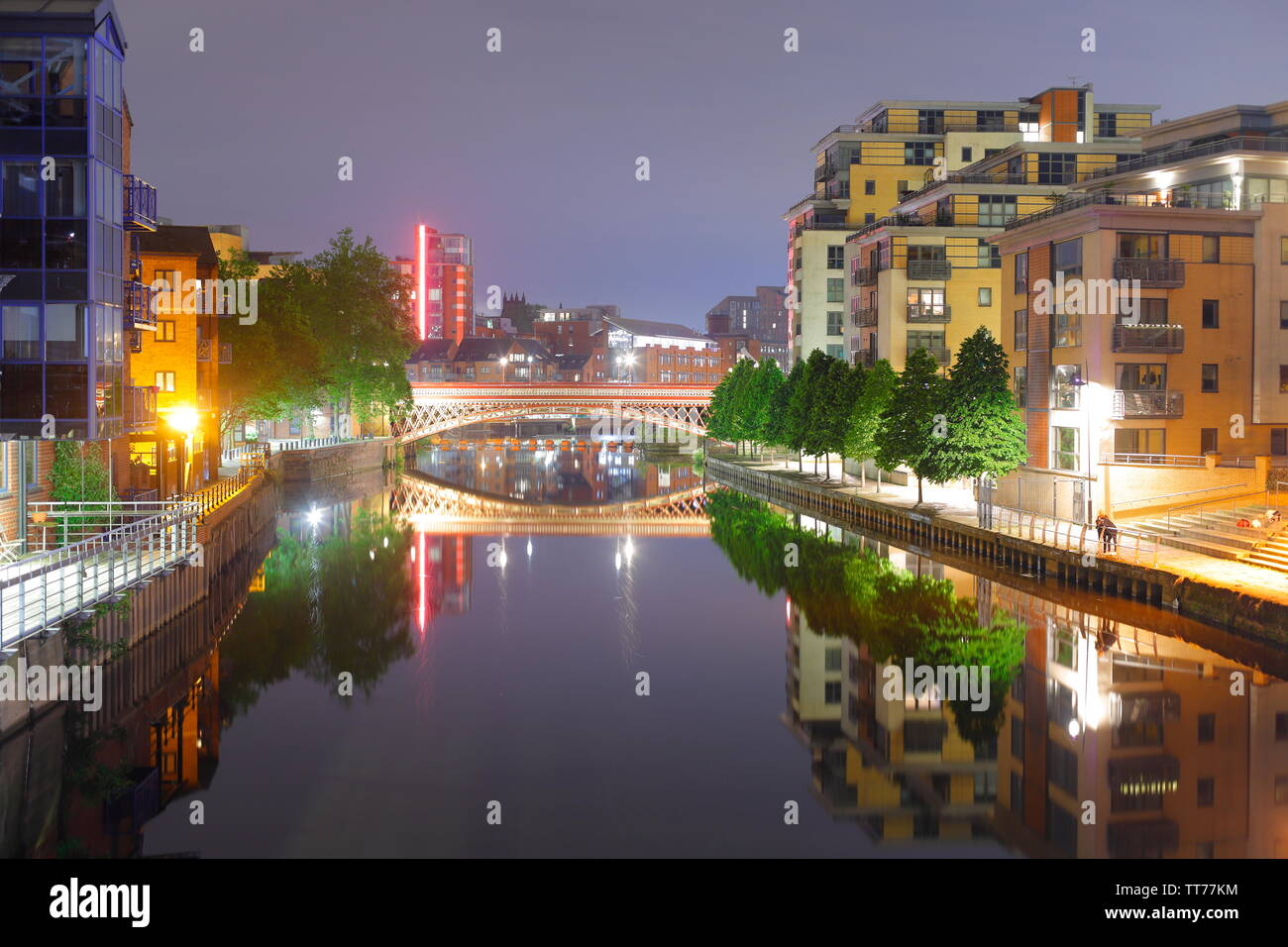 Looking along the River Aire in Leeds towards Crown Point Bridge Stock ...