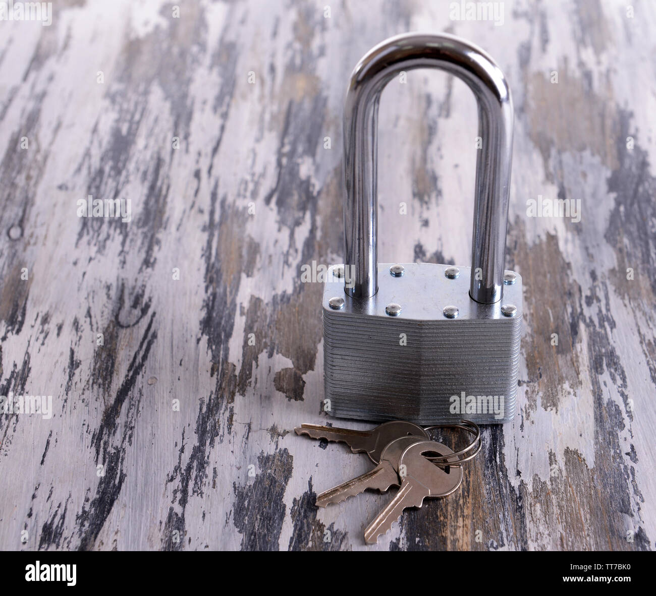 Prison guard keys hi-res stock photography and images - Alamy