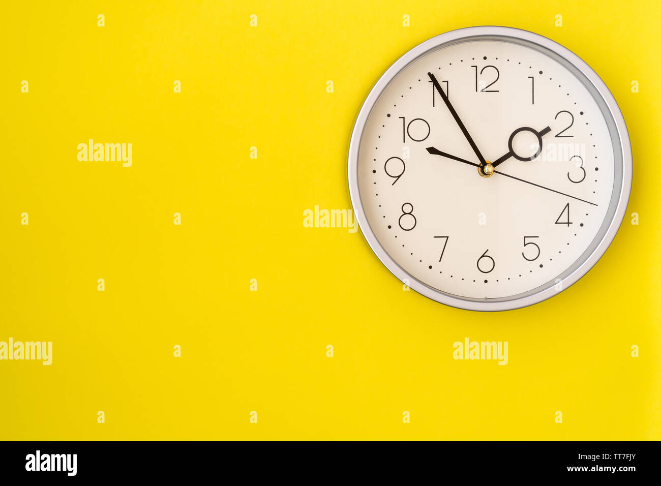 Time breake hi-res stock photography and images - Alamy