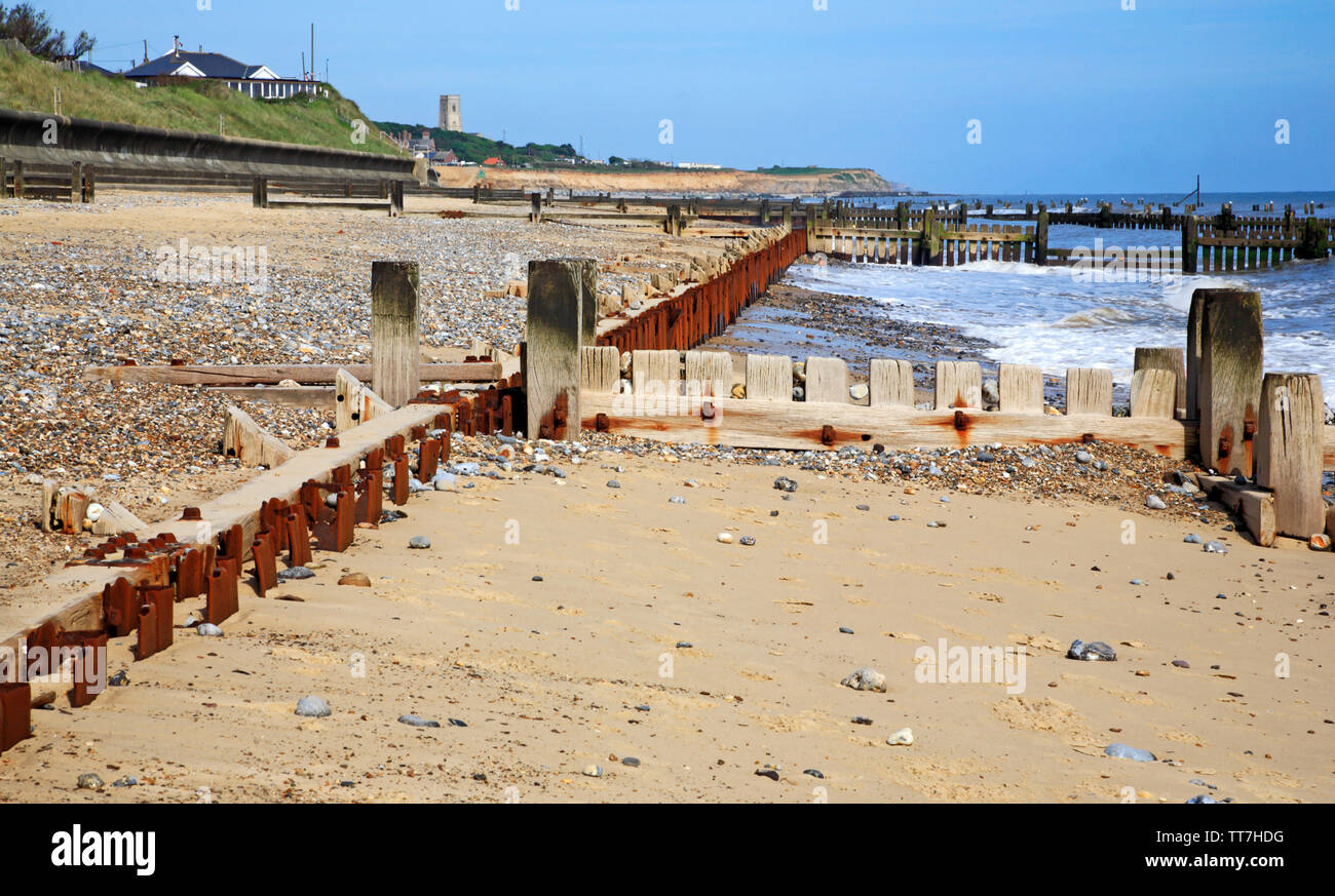 Sea defence structures hi-res stock photography and images - Alamy