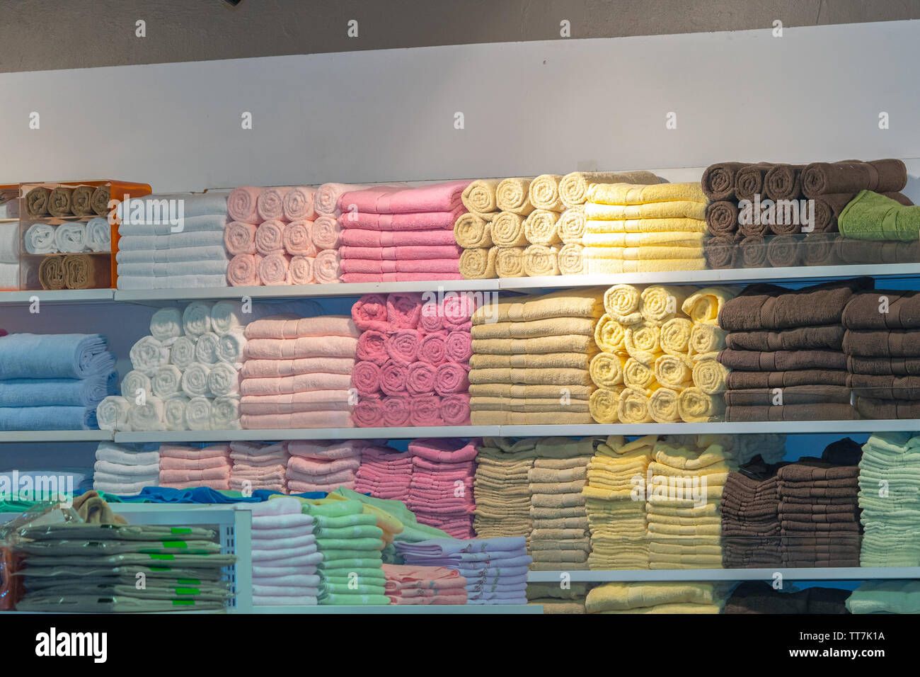 Shower shelf hi-res stock photography and images - Alamy