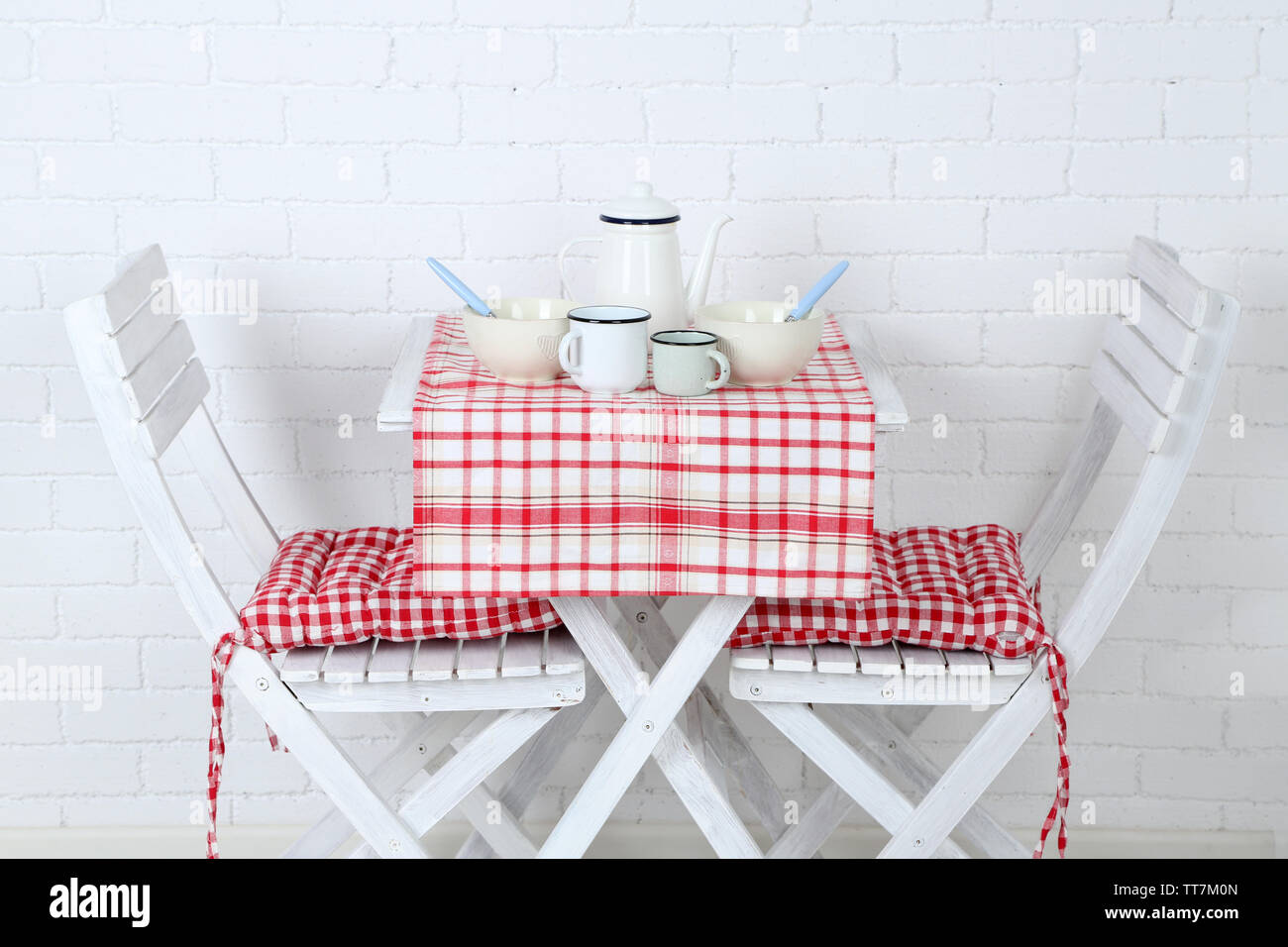 Real comfort wooden kitchen hi-res stock photography and images - Alamy