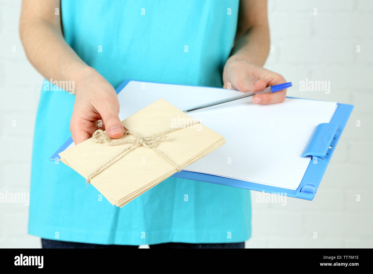 Uniform cartons hi-res stock photography and images - Alamy