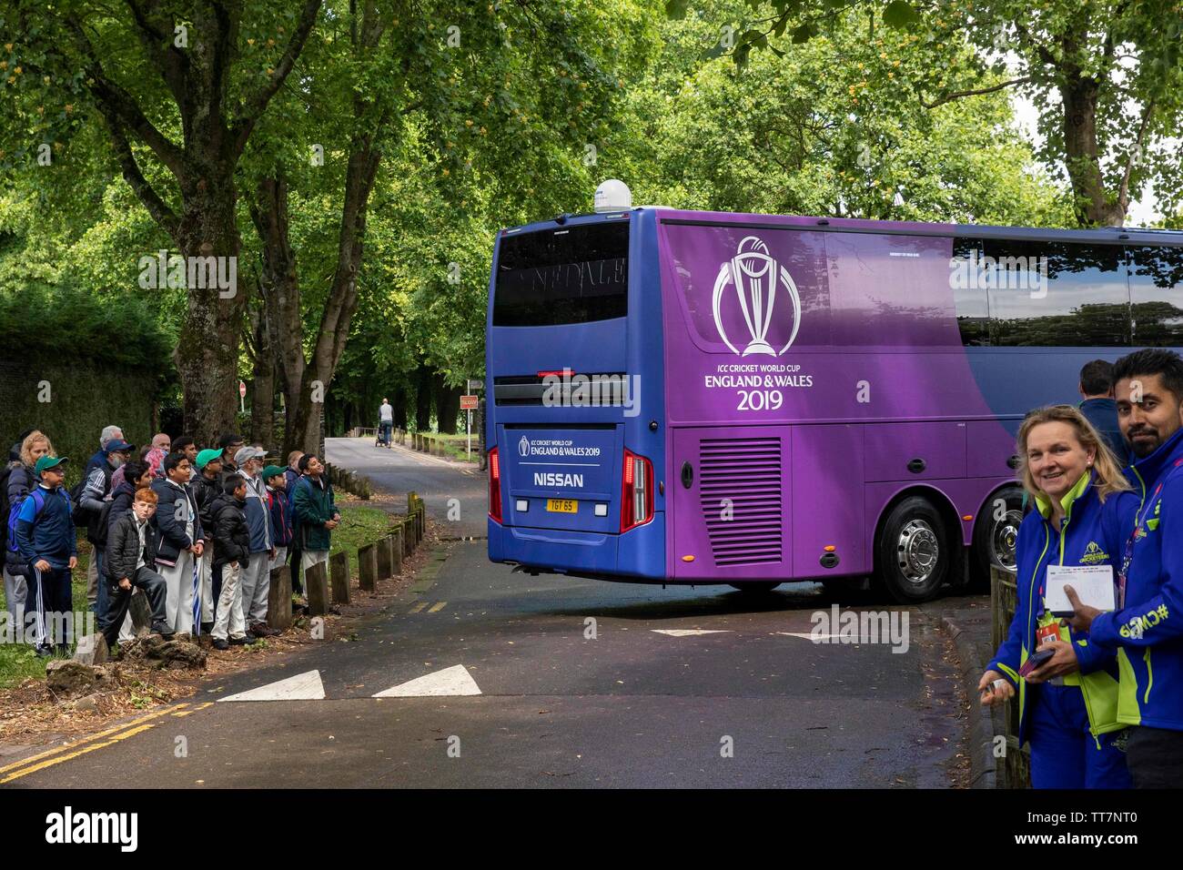 The england team bus arrives hi-res stock photography and images - Alamy