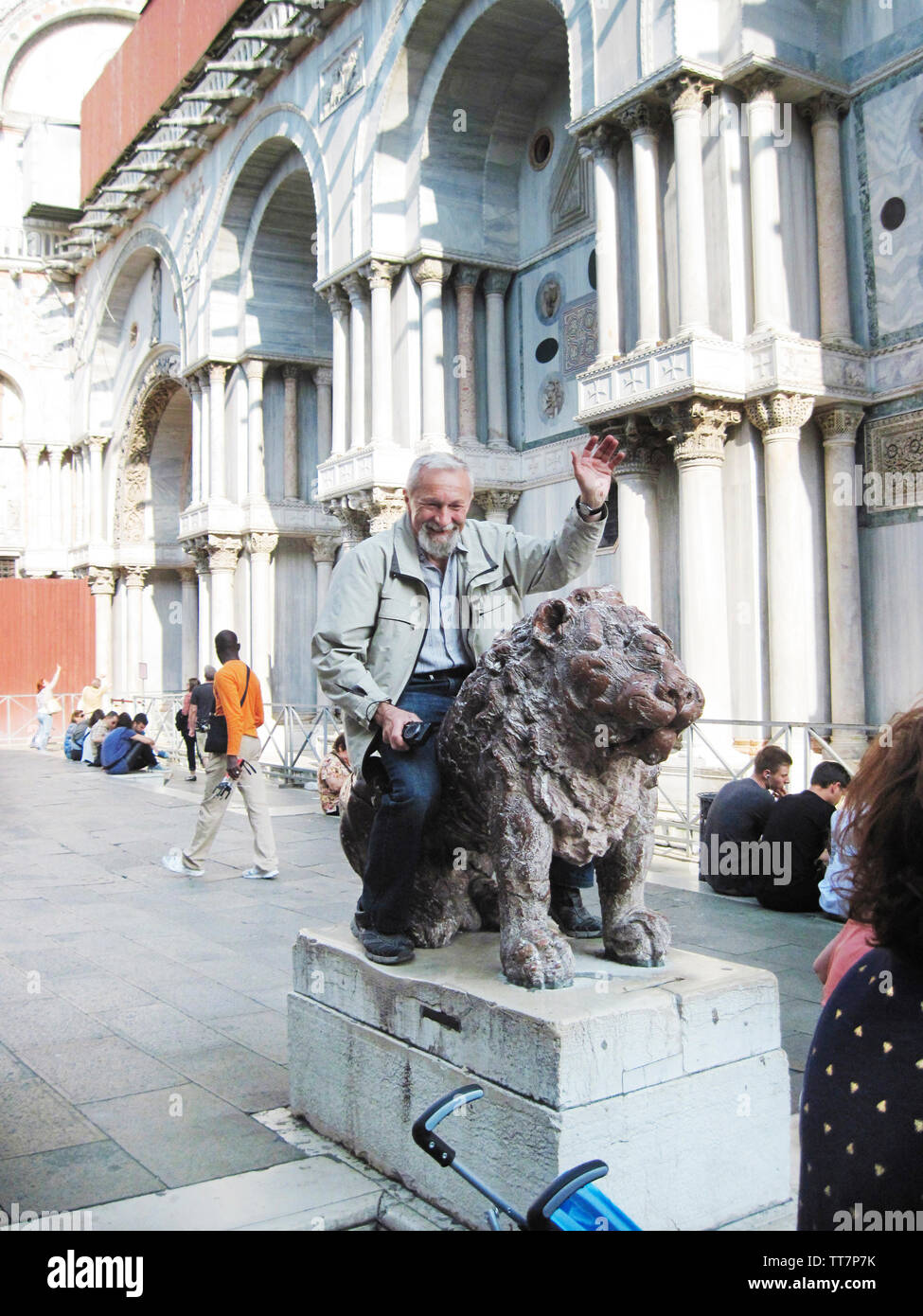MAN RIDING A LION SCULPTURE IN PIAZZA SAN MARCO, SAINT MARKS SQUARE ...