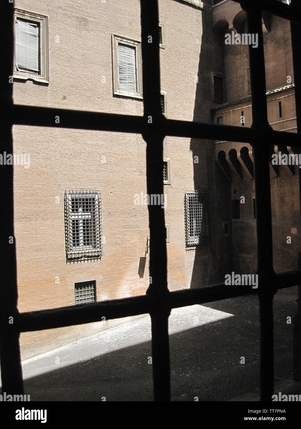 Vatican museum exterior hi-res stock photography and images - Alamy