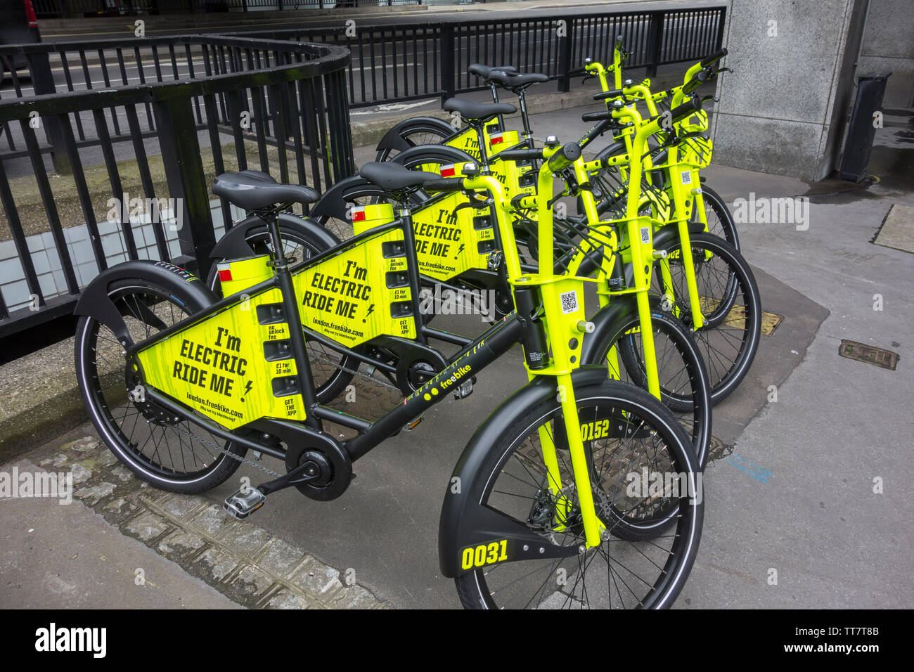 Dockless Freebikes, part of an electric bike-sharing scheme, on a ...