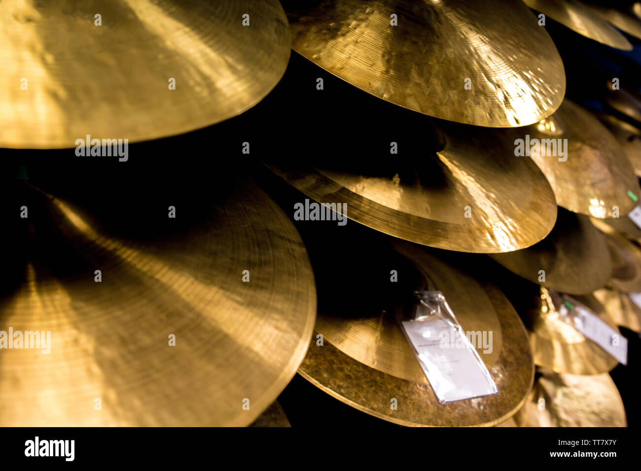 Drum cymbal percussion hi-res stock photography and images - Alamy
