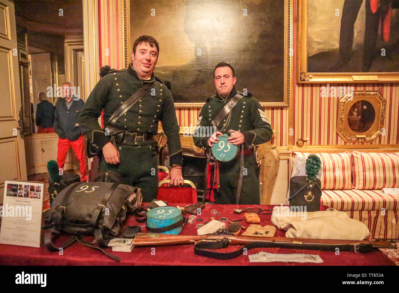 London, UK. 15th June, 2019. Two soldiers in Duke of Wellington uniform ...