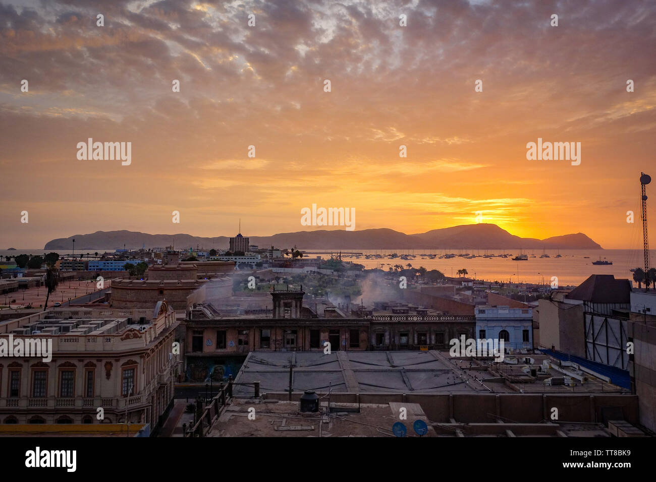 Sunset over the port of Callao. Lima, Peru Stock Photo - Alamy